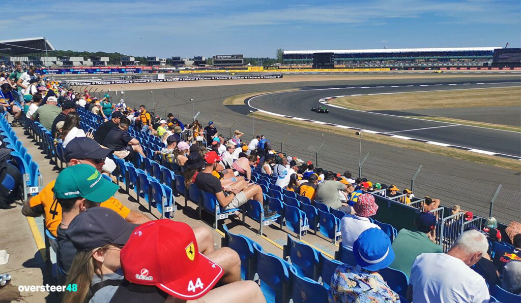 Village Grandstands Silverstone: Views, Tickets, Seat Plan...