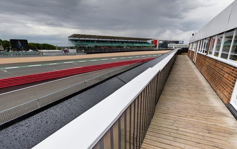 Silverstone Hospitality: 2026 Guide for F1, MotoGP and more...